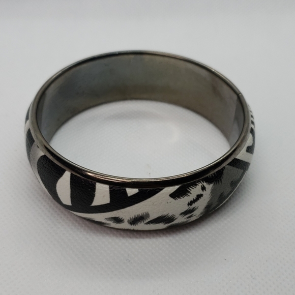 Jewelry | Bangle With Faux Leather Animal Print Zebra Tiger Leopard ...